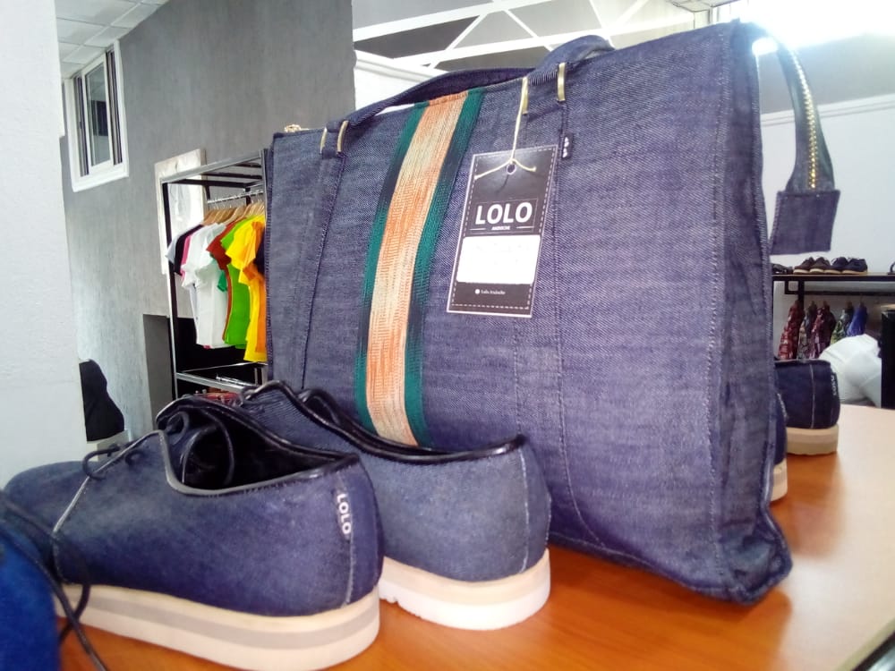 LOLO ANDOCHE SORT UN SAC MIXTE ET CHIC - Le Journal de NOTRE EPOQUE