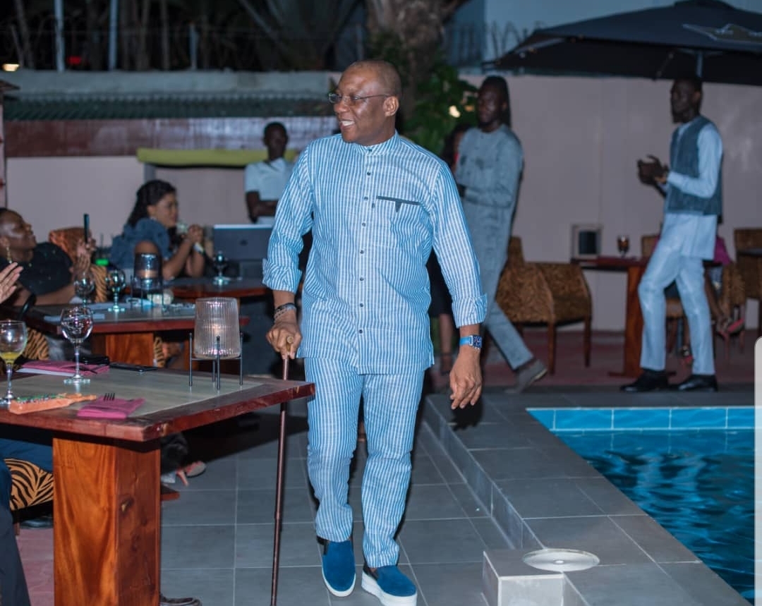 Lolo Andoche révèle sa collection «Élite» - Le Journal de NOTRE EPOQUE