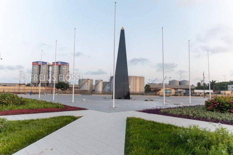 Inauguration de l’esplanade de l’Amazone, de la Statue de Bio Guerra et ...